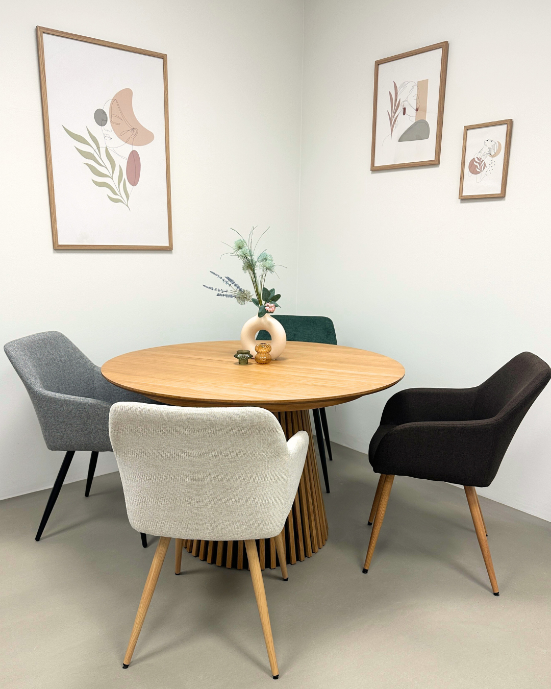 Jenna - Chaise de salle à manger en tissu marron avec aspect chêne ...