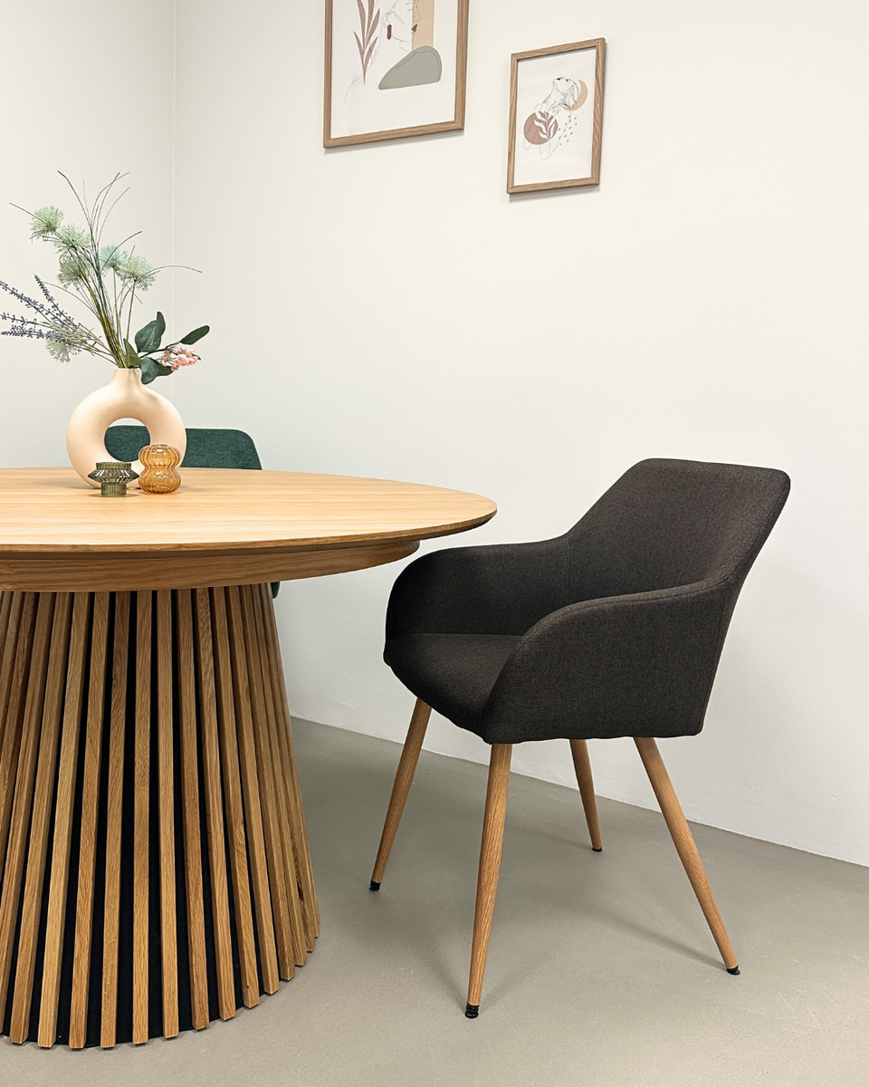 Jenna - Chaise de salle à manger en tissu marron avec aspect chêne ...